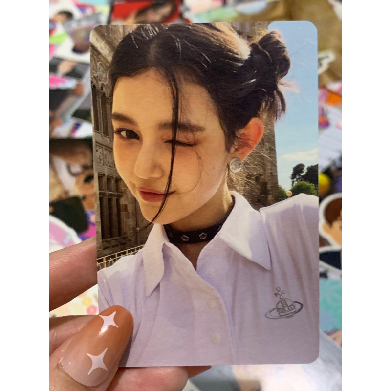 Jual danielle official photocard newjeans bag album | Shopee Indonesia