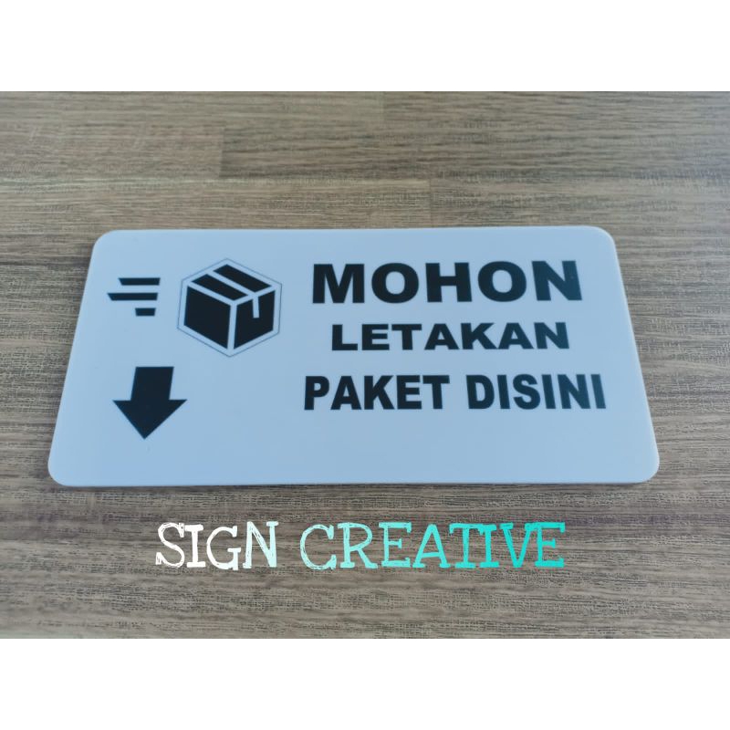 Jual Sign board akrilik mohon letakan disini tanda kurir | Shopee Indonesia