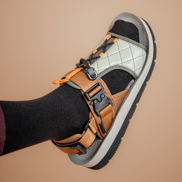 Jual Julaybib Al-Ahsa - Moss x Desert | Sandal Traveling Pria Wanita ...