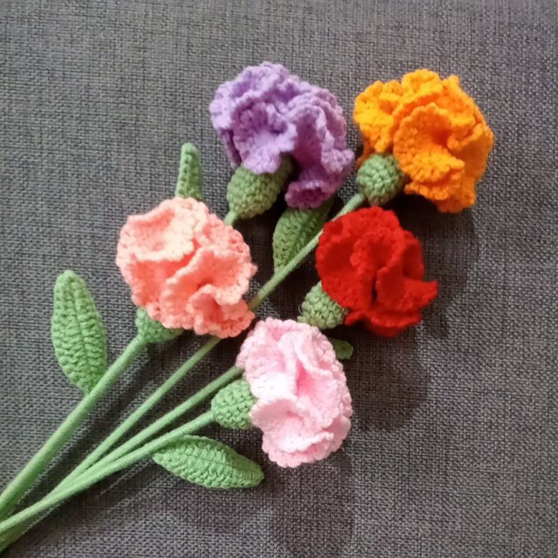 Jual Ready stock!! buket bunga rajut/ bunga carnation rajut/ amigurumi ...
