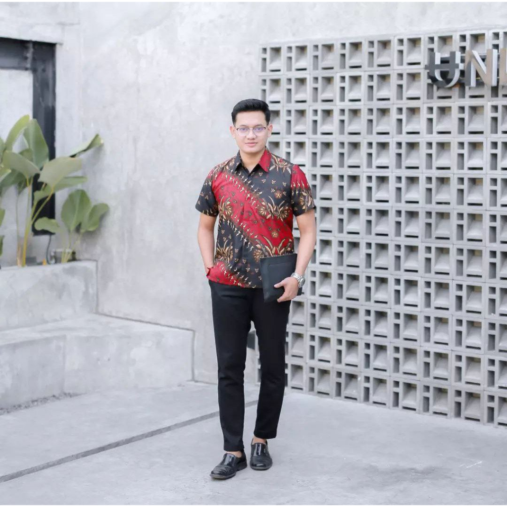 Jual Benang Raja Hem Batik Pria Lengan Pendek Polymicro 2 | Shopee ...
