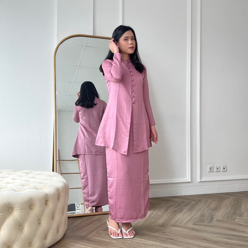 Jual Hoolaqueen - One Set Button Satin Crinkle - Set Kurung Melayu - Baju Kondangan - One Set ...
