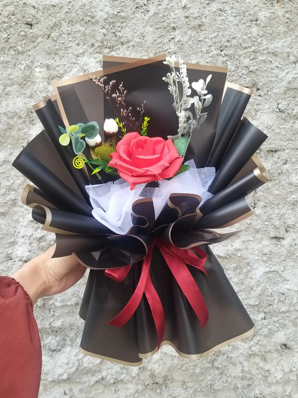 Jual buket bunga mawar artificial/buket bunga satuan | Shopee Indonesia