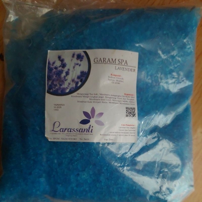 Jual GARAM SPA LARASSANTI 1 KG | Shopee Indonesia