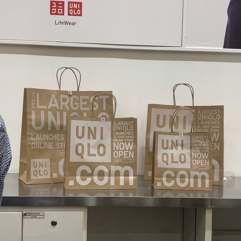 Jual [ORI] PAPERBAG UNIQLO / UNIQLO PAPER BAG / KANTONG BELANJA UNIQLO / UNIQLO BAG | Shopee ...
