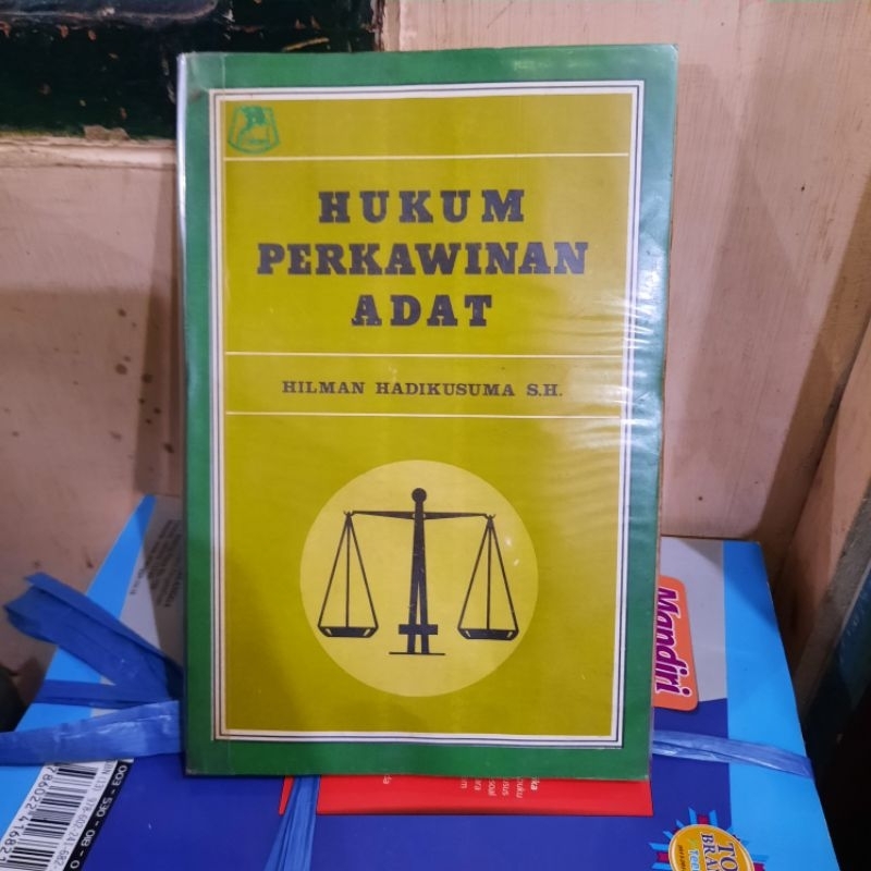 Jual HUKUM PERKAWINAN ADAT oleh HILMAN HADIKUSUMA SH | Shopee Indonesia