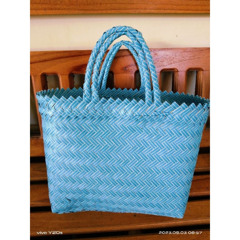 Jual tas anyaman lurik polos kecil (S) UK 22cm x 10cm x 20 cm | Shopee ...