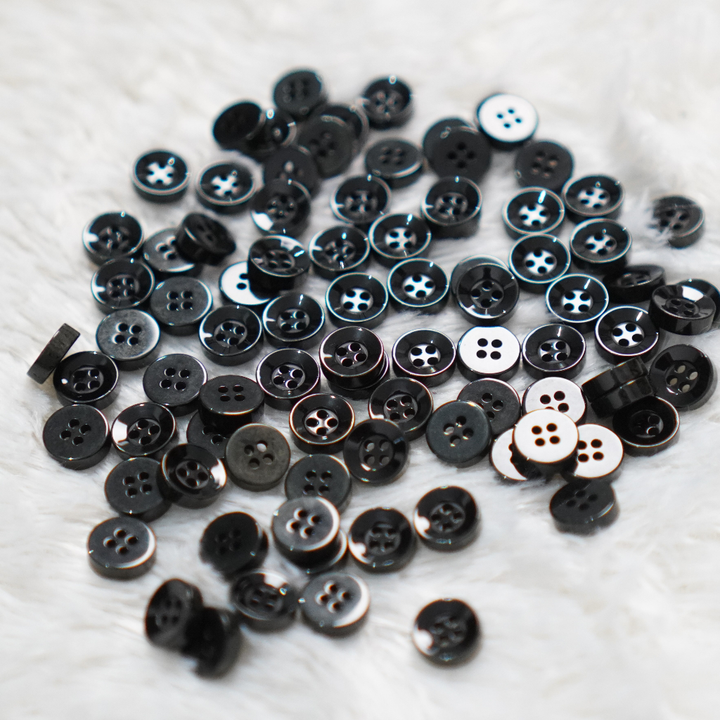 Jual (144 pcs) Kancing Baju Kemeja 9mm dan 11mm Model Formal Bahan ...