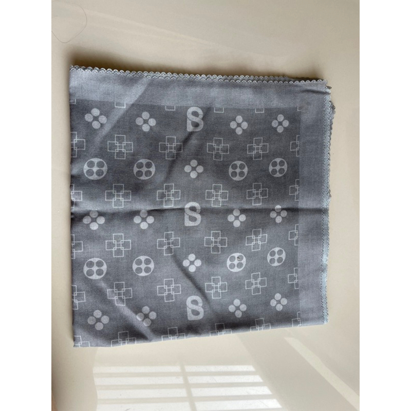 Jual Buttonscarves voal reguler - les amities / hydragea / maharani ...