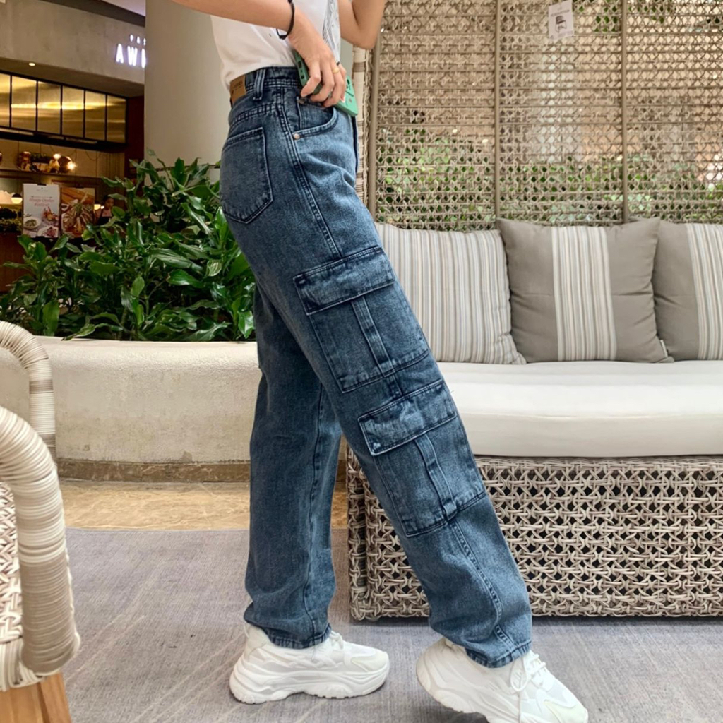 Jual Twosister - Margo Loose Highwaist Jeans Pocket Cargo | Shopee ...