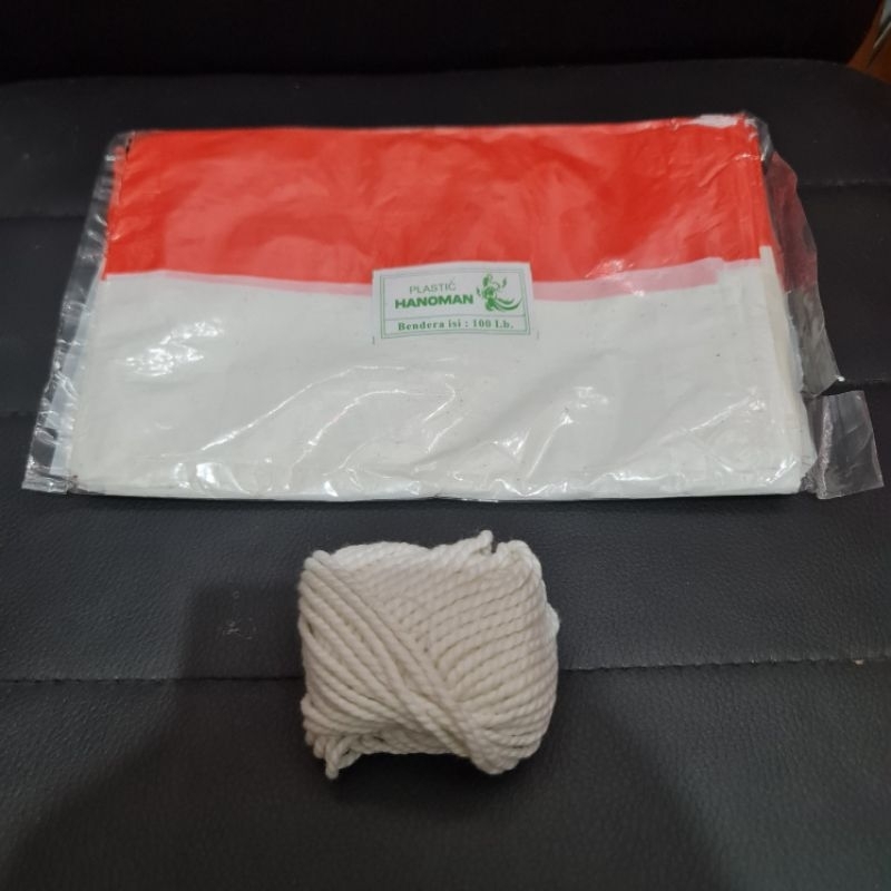 Jual Bendera Merah Putih Isi 100 Hanoman + Tali/ Bendera Plastik Merah ...
