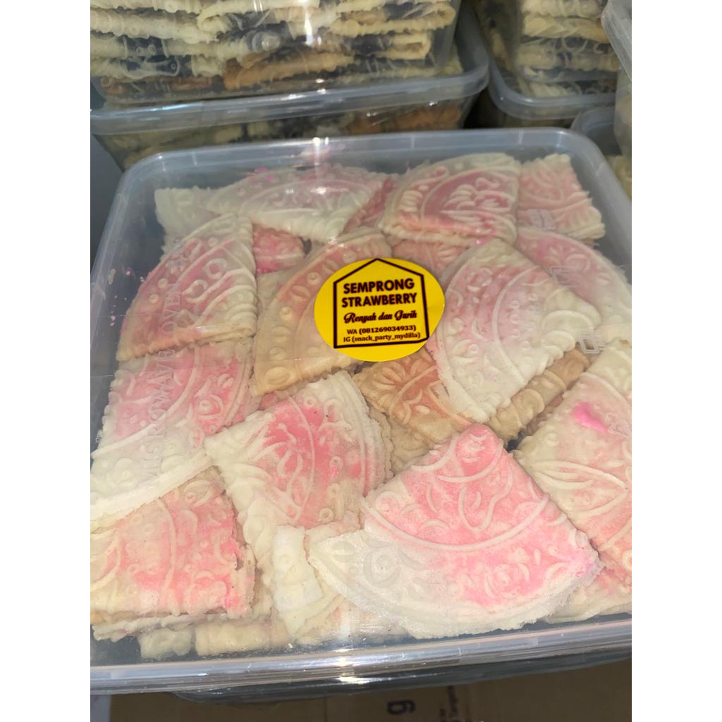 Jual Semprong (Seupit Aceh) Rasa Tiramisu / Coklat / Greentea ...