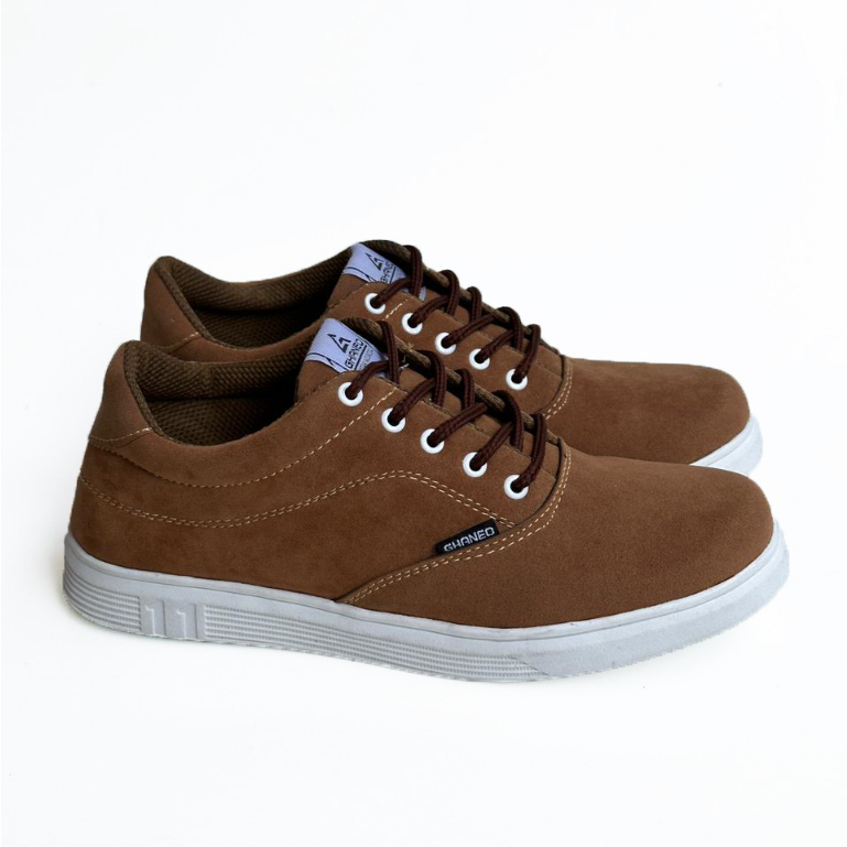 Jual Sepatu Kasual Pria Kulit Suede Ghaneo G11 Size 39-43 | Shopee ...