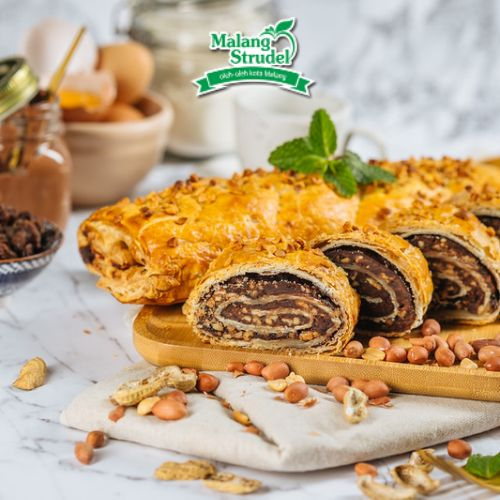 Jual Malang Strudel Choco Peanut | Shopee Indonesia