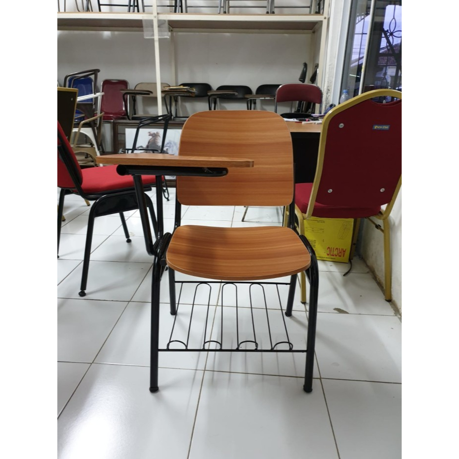 Jual big chair dijual Kursi Kuliah Besi, dudukan plywood HPL + Edging ...