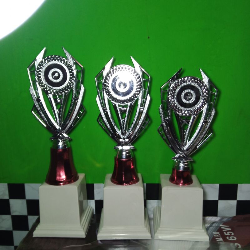 Jual PIALA TROPHY JUARA | Shopee Indonesia