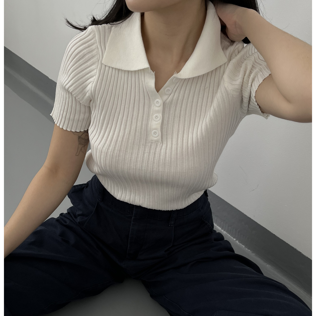 Jual YOLLEWEAR ALLEN COLLAR KNIT TOP atasan kerah berlengan rajut kancing | Shopee Indonesia