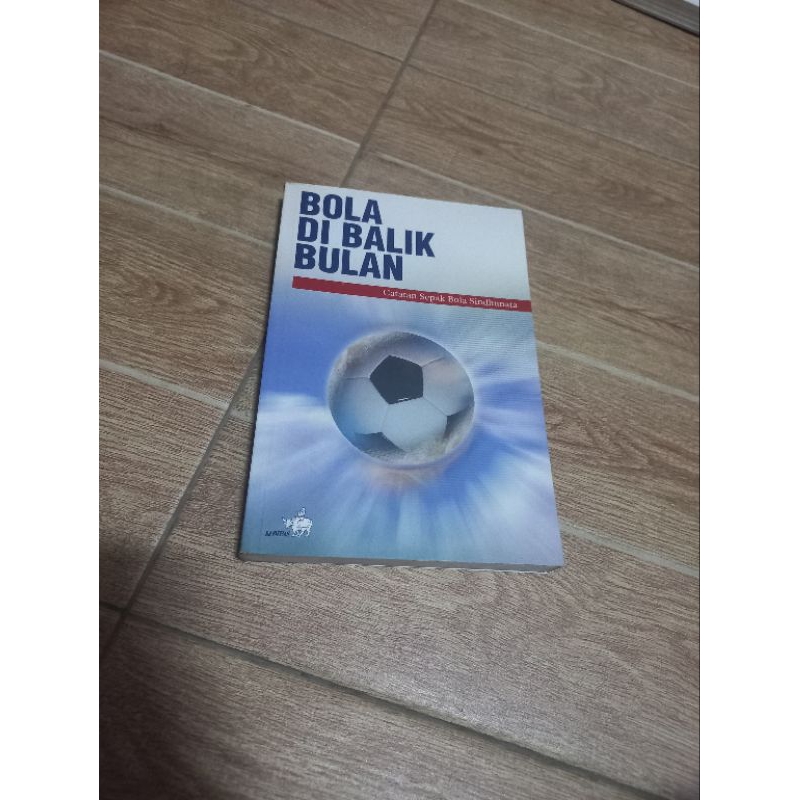 Jual Buku bola di balik bulan | Shopee Indonesia