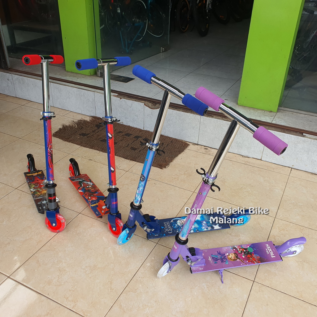 Jual Scooter Anak - Skuter roda 2 roda 3 RMB Frozen Spiderman | Shopee ...