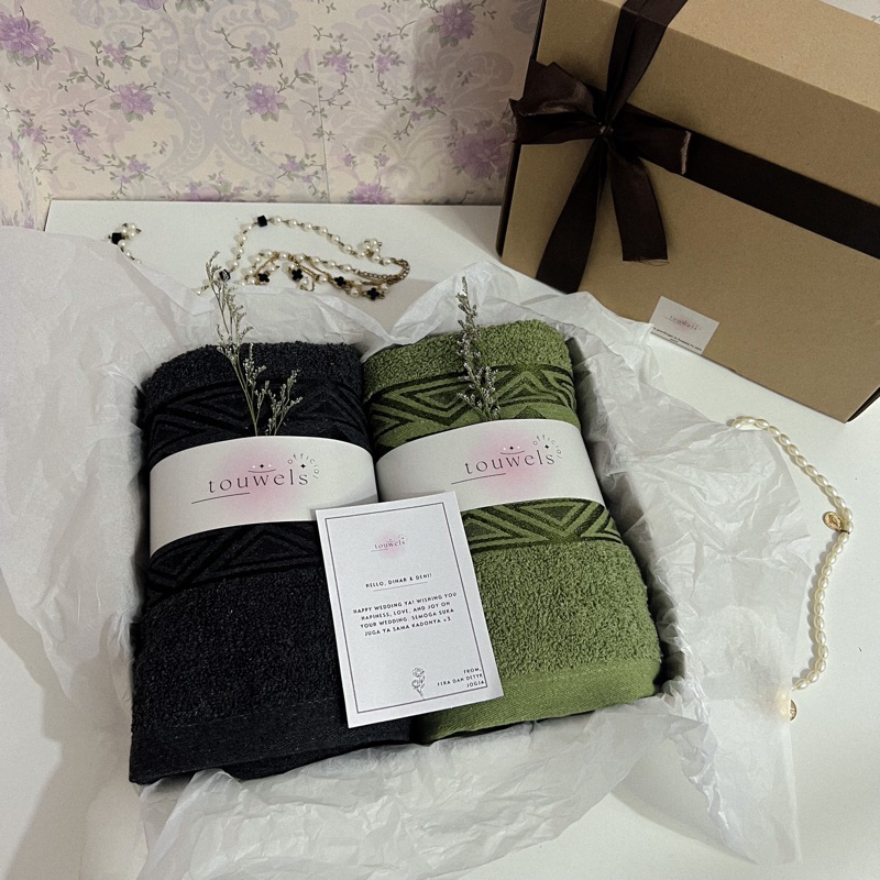 Jual Hampers Kado Handuk Souvenir / Gift Set Box Handuk Katun 70x140cm ...