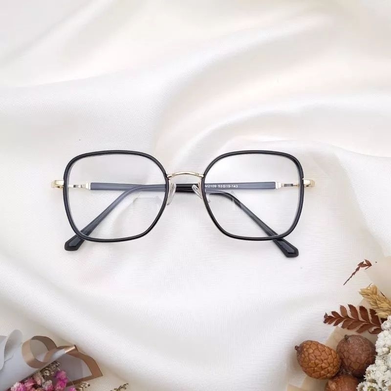 Jual KACAMATA WANITA / KACAMATA BLUEYCROMIC / KACAMATA PHOTOCROMIC ...