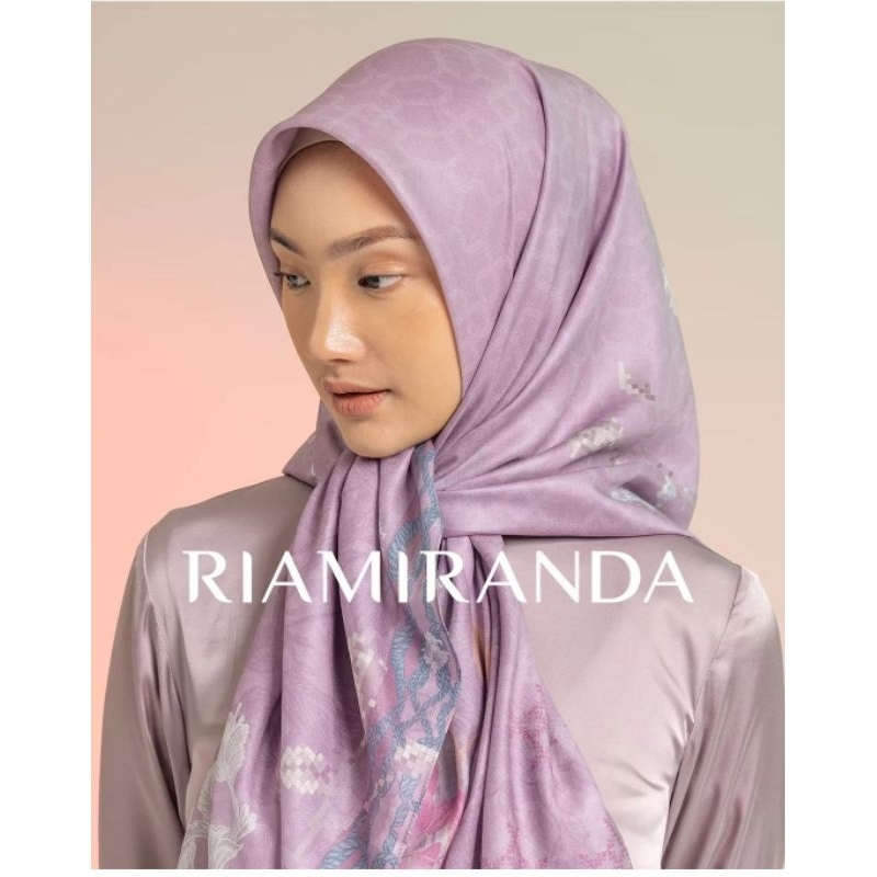 Jual baru ️Esma Scarf Ria Miranda / Jilbab Ria Miranda Ori / Jilbab ...