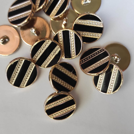 Jual Kancing Baju Jamur Datar Motif Garis Hitam Diameter 2 cm isi 12 ...