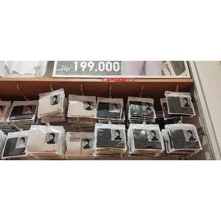 Jual Uniqlo Hijab Terlengkap & Harga Terbaru Mei 2024 | Shopee Indonesia