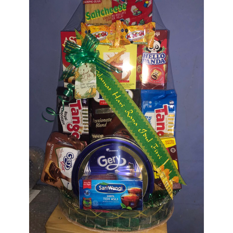 Jual PARSEL LEBARAN IDUL FITRI/HAMPERS LEBARAN/PARSEL SNACK/PARCEL ...