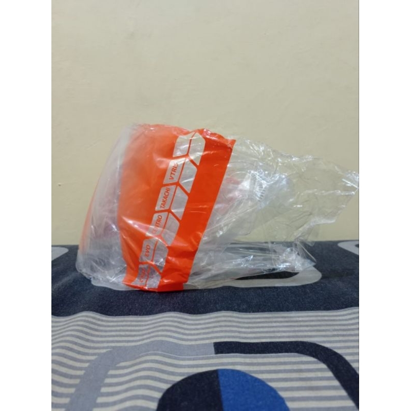 Jual busa helm kyt 2 vision satu set kancing klip BESI dan PLASTIK kaca ...