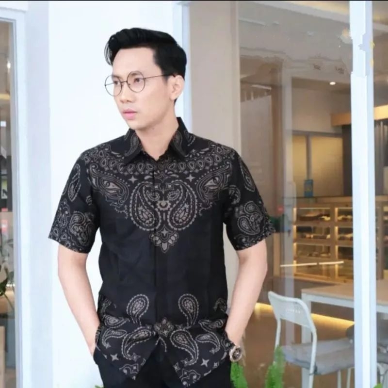 Jual KEMEJA BATIK SOLO CACING LENGAN PENDEK SLIMFIT | Shopee Indonesia