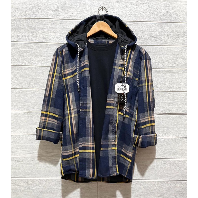 Jual KEMEJA FLANEL HOODIE ORIGINAL M L XL PREMIUM QUALITY | Shopee ...
