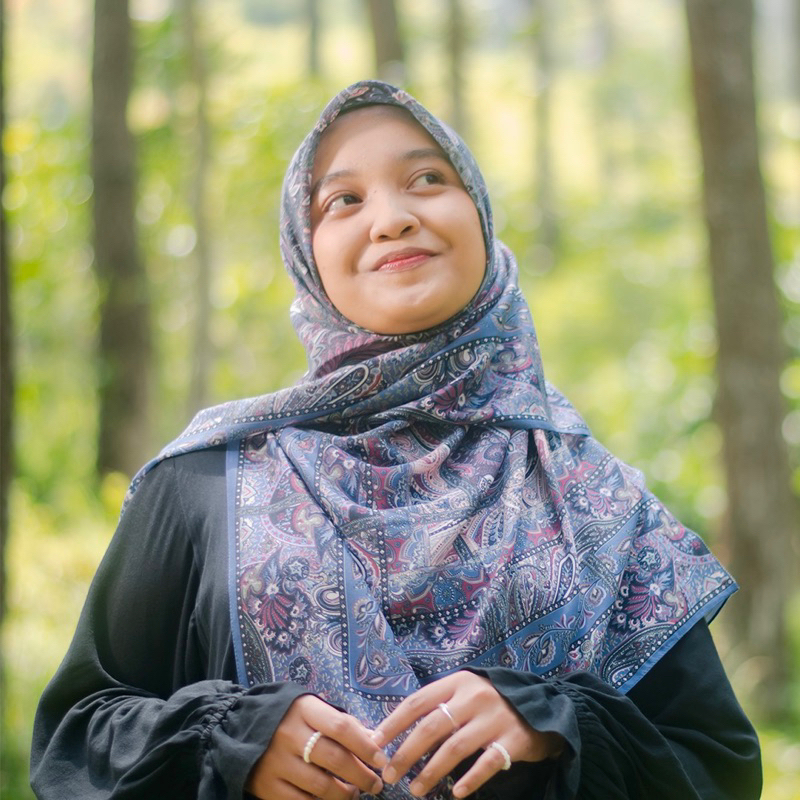 Jual Jilbab Turki Premium Brand Karaca Motif Abstract | Shopee Indonesia