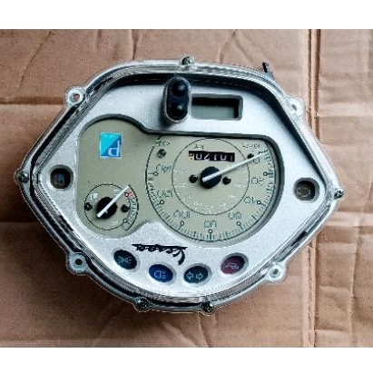 Jual speedo meter kilometer vespa LX 150 matic original | Shopee Indonesia