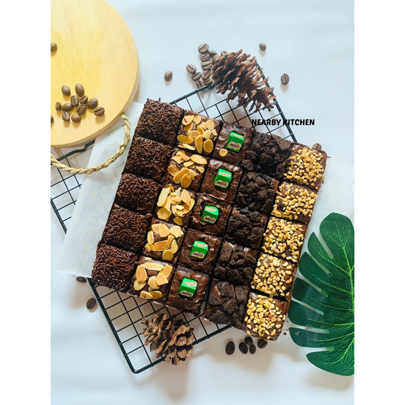 Jual FUDGY BROWNIES BOX 20x20 BROWNIES SEKAT BROWNIES LARGE | Shopee Indonesia