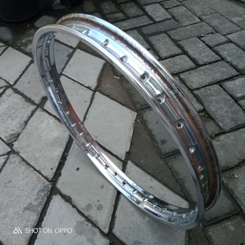 Jual velg besi uk 120-17 ori copotan motor | Shopee Indonesia