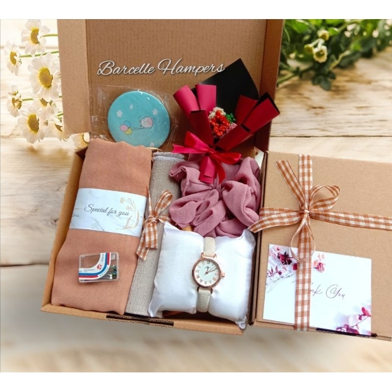 Jual Kado Ulang Tahun Cewek Dewasa Muslimah Hampers Kado Wisuda Gift ...