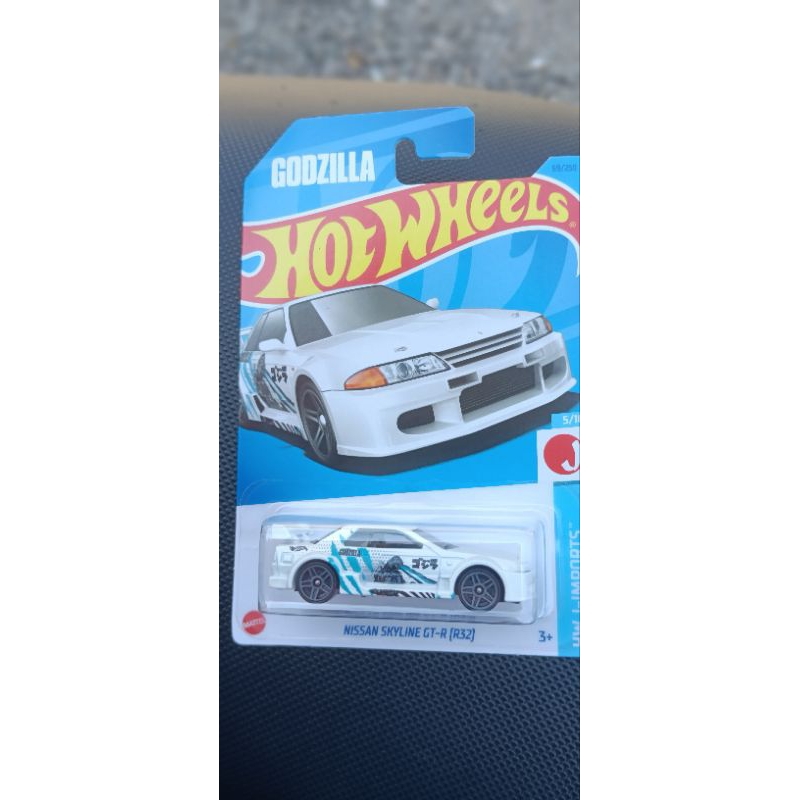 Jual hotwheels r32 Godzilla | Shopee Indonesia