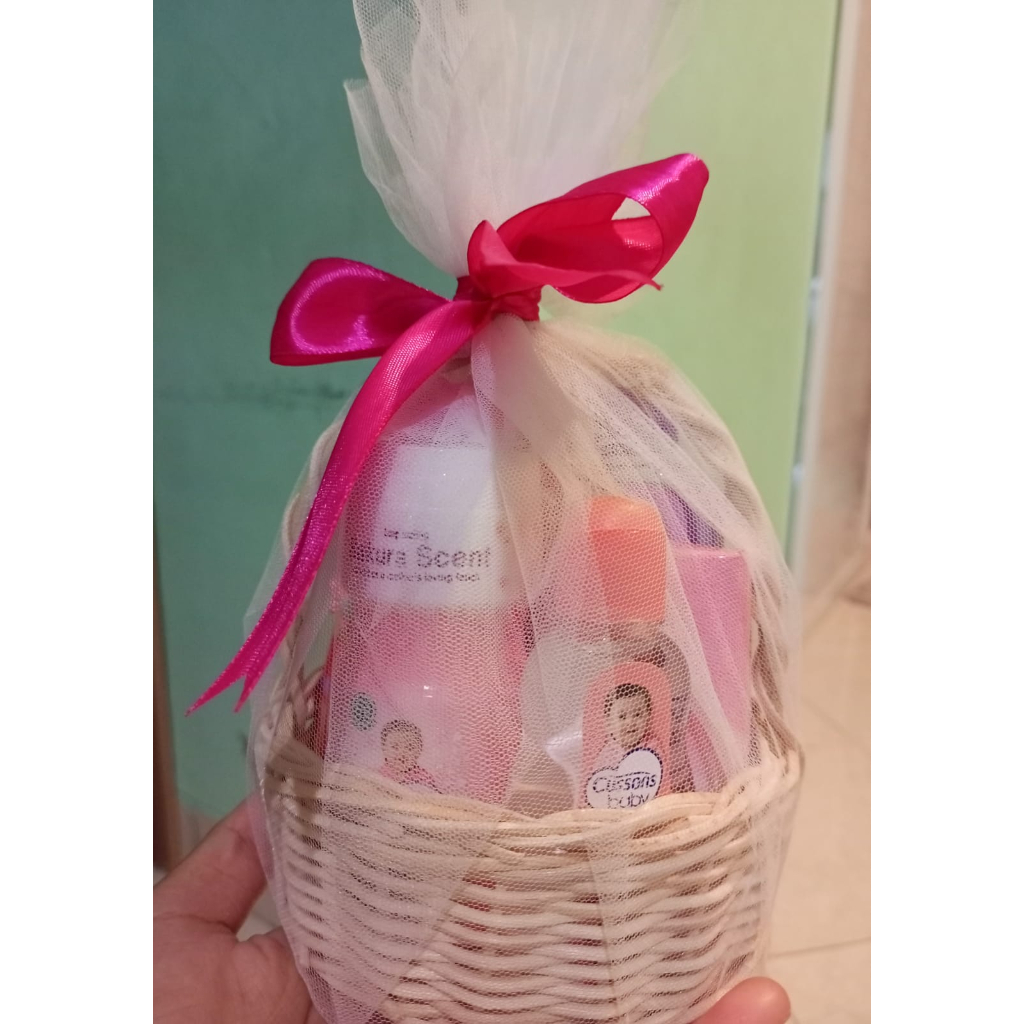 Jual Mini hampers for baby girl hampers bayi perempuan kado lahiran new ...