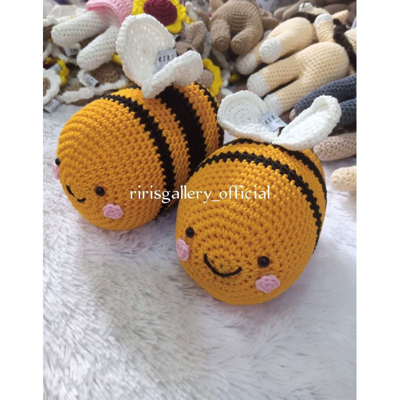 Jual BONEKA AMIGURUMI BUMBLE BEE / BONEKA RAJUT LEBAH | Shopee Indonesia