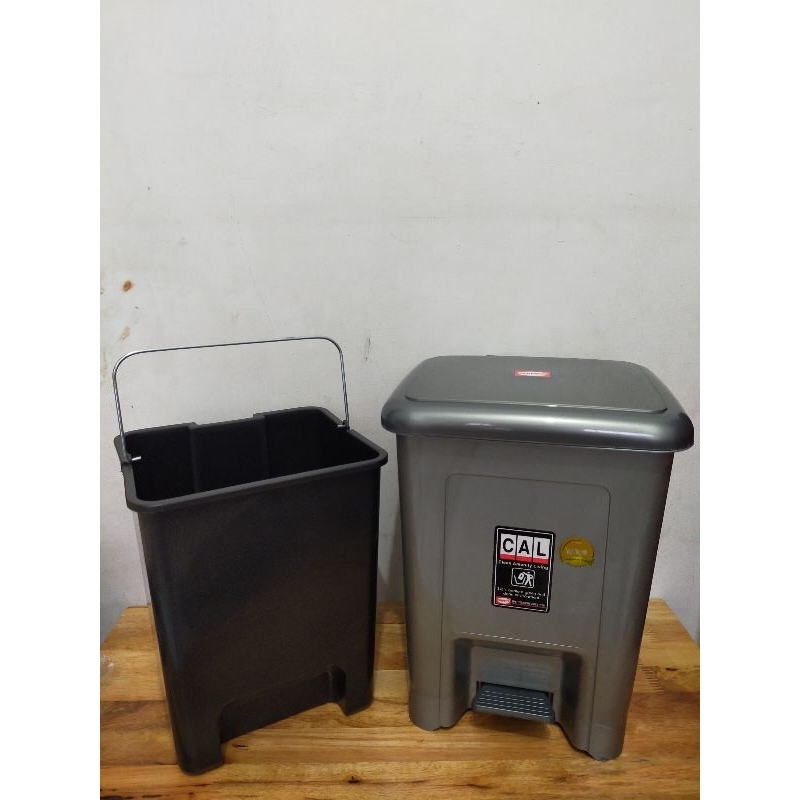 Jual Tempat Sampah Injak 10Liter / Tempat Sampah Shinpo 710 / Tempat Sampah Petak / Tempat ...