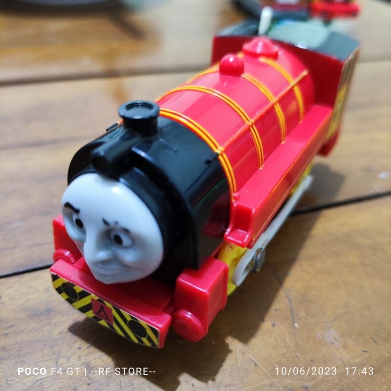 Jual Mattel Trackmaster Victor Plarail Complatible Mainan Kereta Api ...