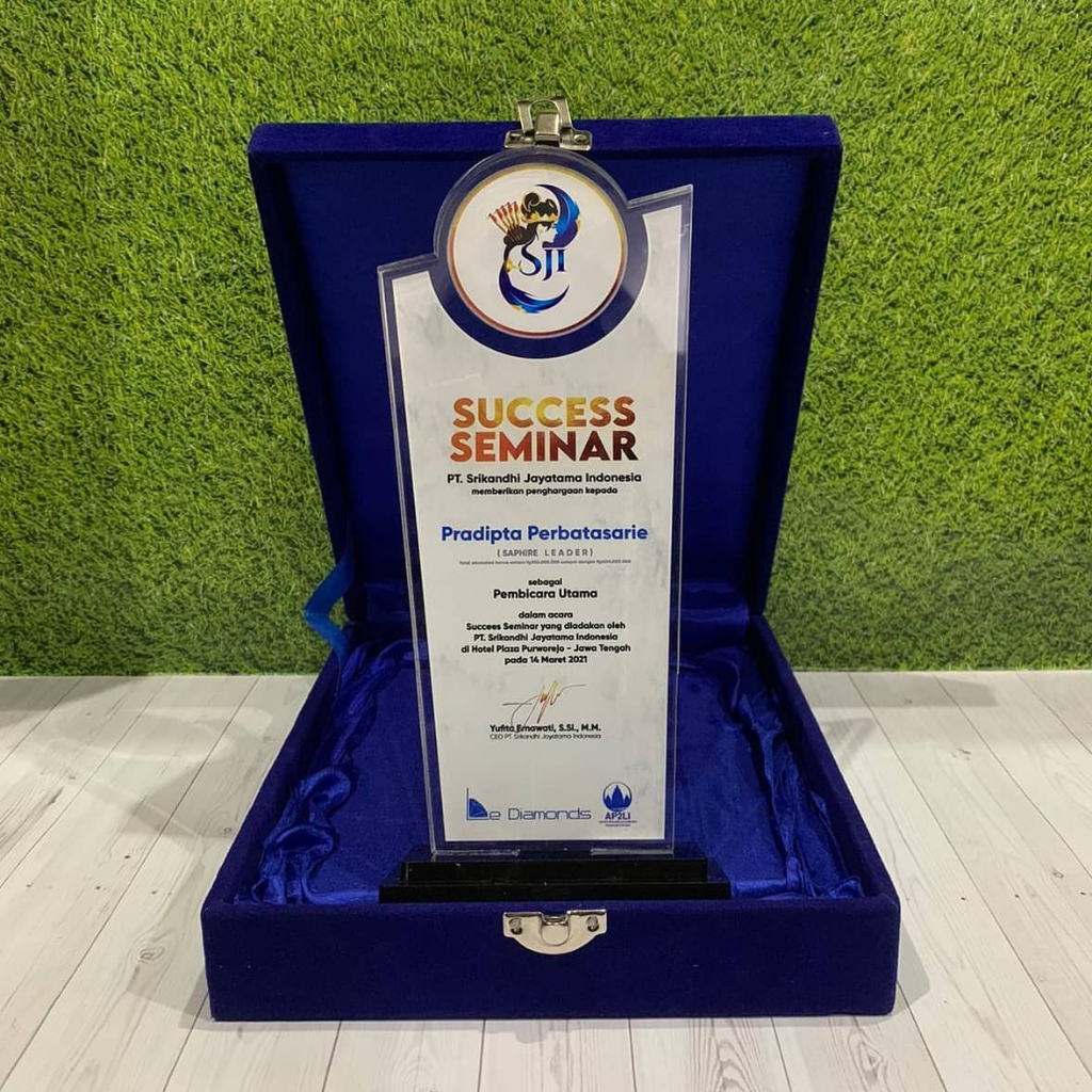 Jual PLAKAT SEMINAR / PLAKAT AKRILIK / PLAKAT PENGHARGAAN / TROPHY ... Jual PLAKAT SEMINAR / PLAKAT AKRILIK / PLAKAT PENGHARGAAN / TROPHY ...