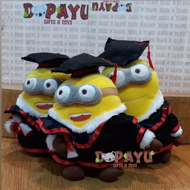 Jual Boneka Mini-on Toga 10 inch Wisuda Graduation Import | Shopee ...