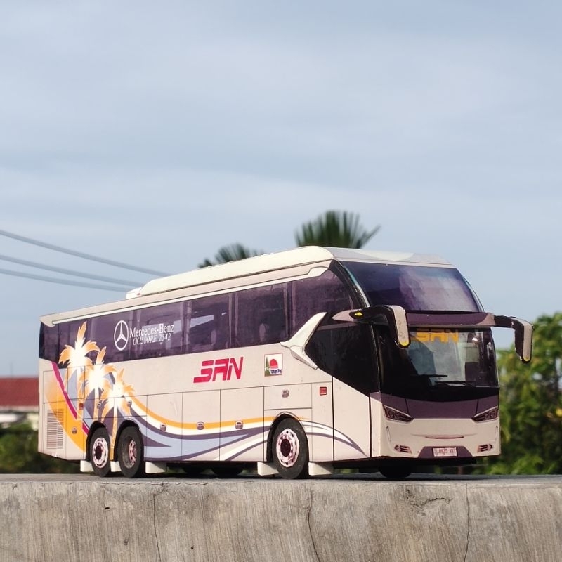 Jual Miniatur Papercraft Bus SAN SR2 Skala 1:50 | Shopee Indonesia