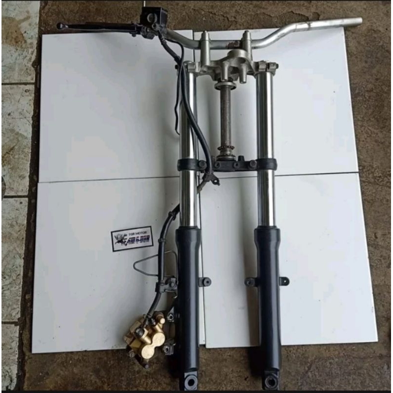 Jual bottem shock sok shockbreaker depan as ass set sgitiga segitiga fork set pengereman kaliper ...