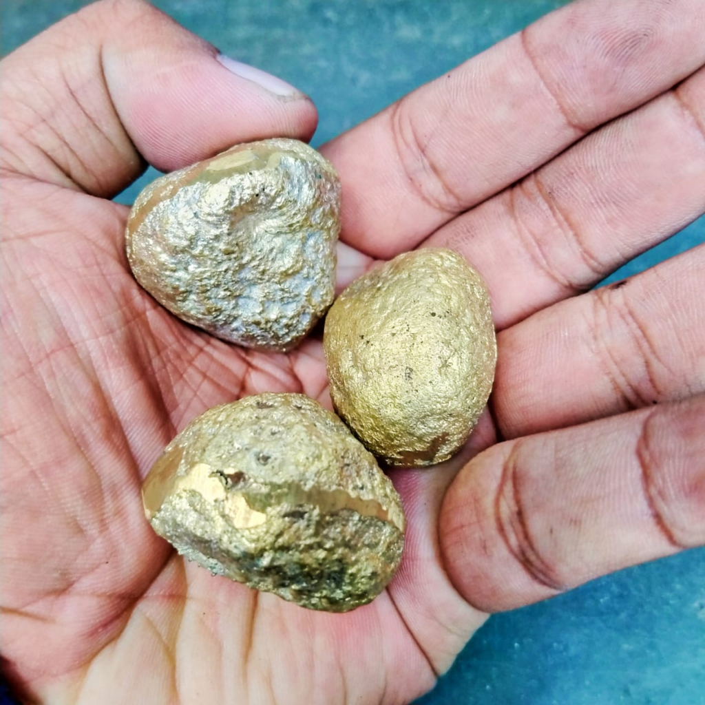 Jual Replika Bongkahan Batu Emas Mirip Dengan Asli | Shopee Indonesia