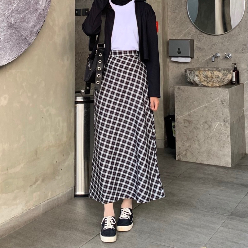 Jual Tircle Studio — Ruby skirt | Shopee Indonesia