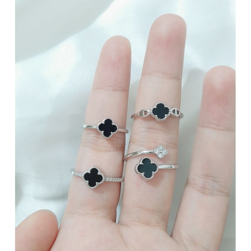 Jual Cincin Clover Hitam Perak 925 Lapis Mas Putih | Shopee Indonesia