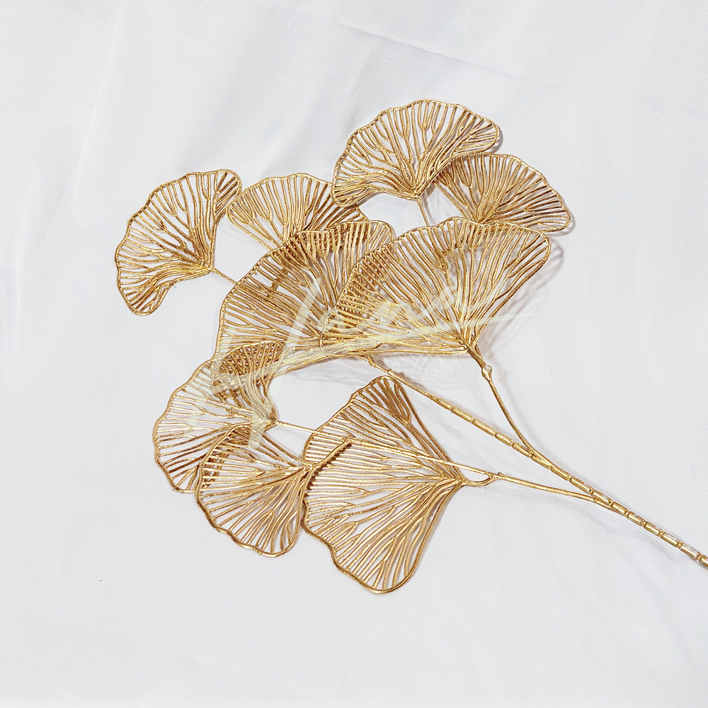 Jual Daun Ginkgo Gold / Daun Kipas Gold / Daun Emas Imlek / Dekorasi ...